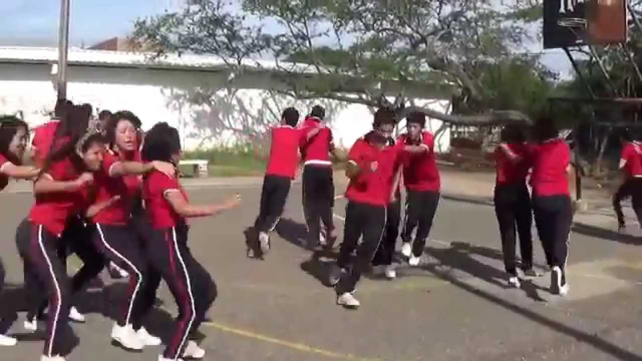 CORRER . . . . . EN TREN. - YouTube