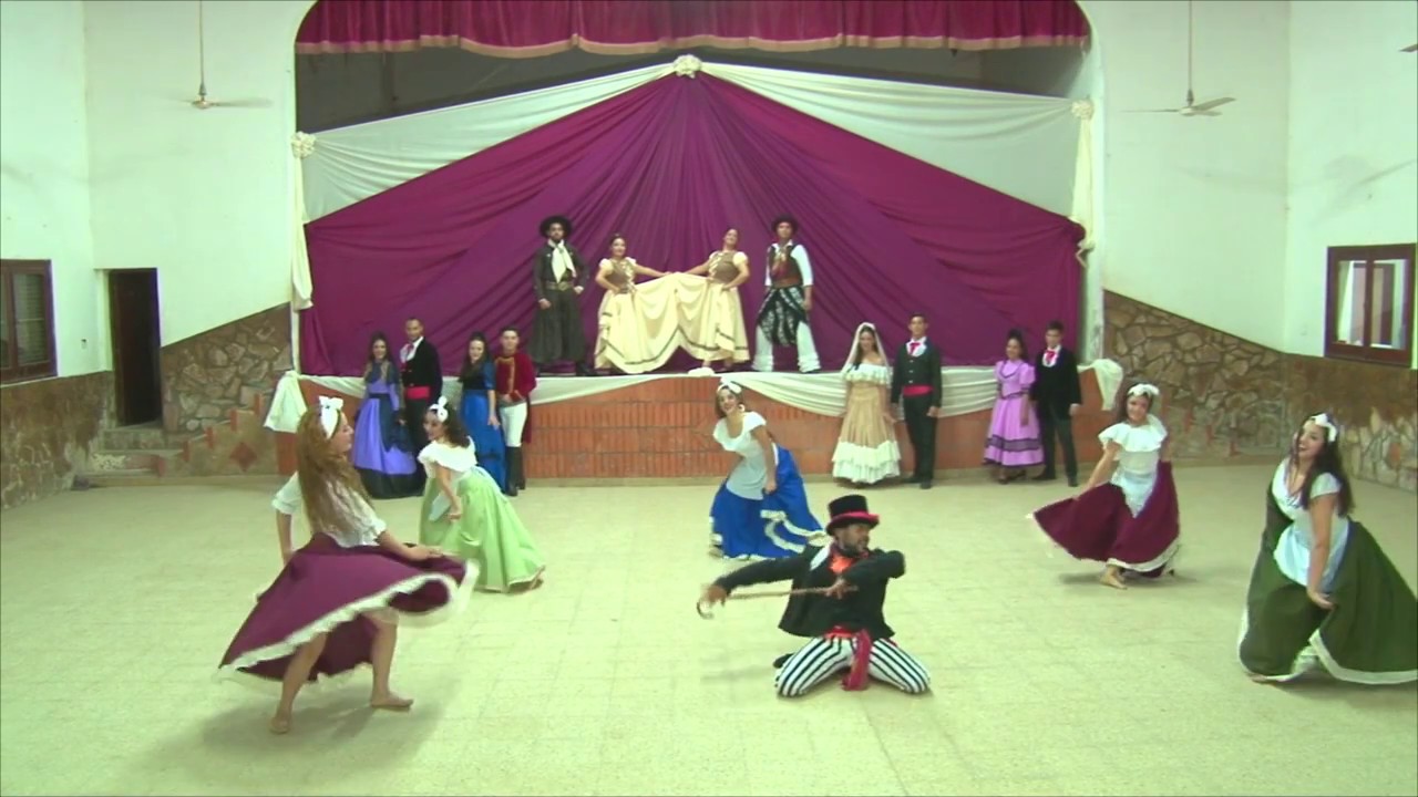 DANZAS TIPICAS DEL 25 DE MAYO (El Candombe) - YouTube