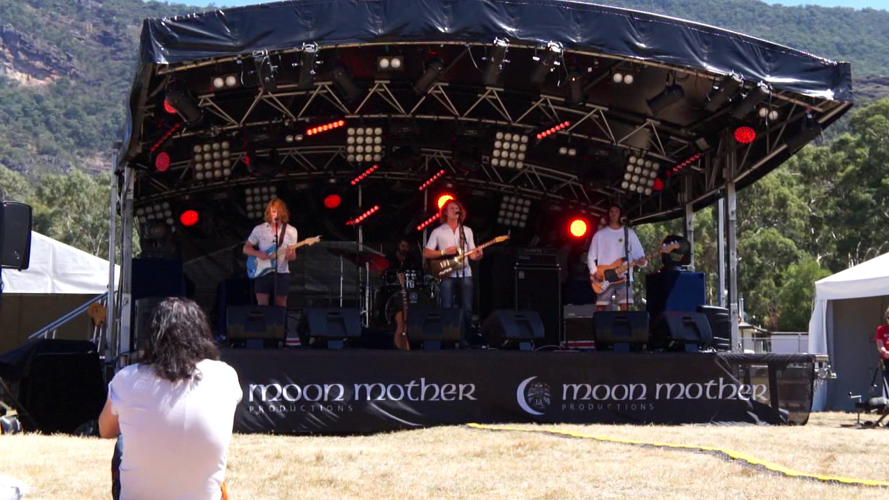 Shag Rock Performing - YouTube