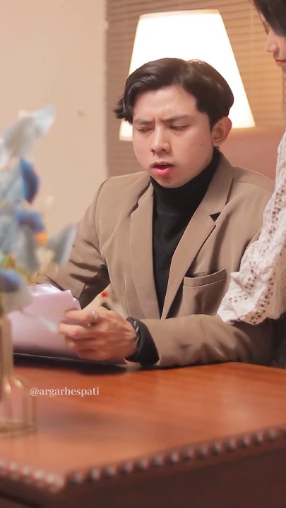 Jatuh cinta dariSD dan ga bisa move on. -End #shorts #drama #fyp #viral #suneedaycreative - YouTube