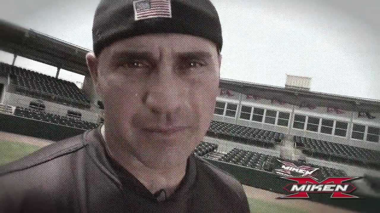 Jeremy Isenhower and the New Miken Freak INK Bat - YouTube