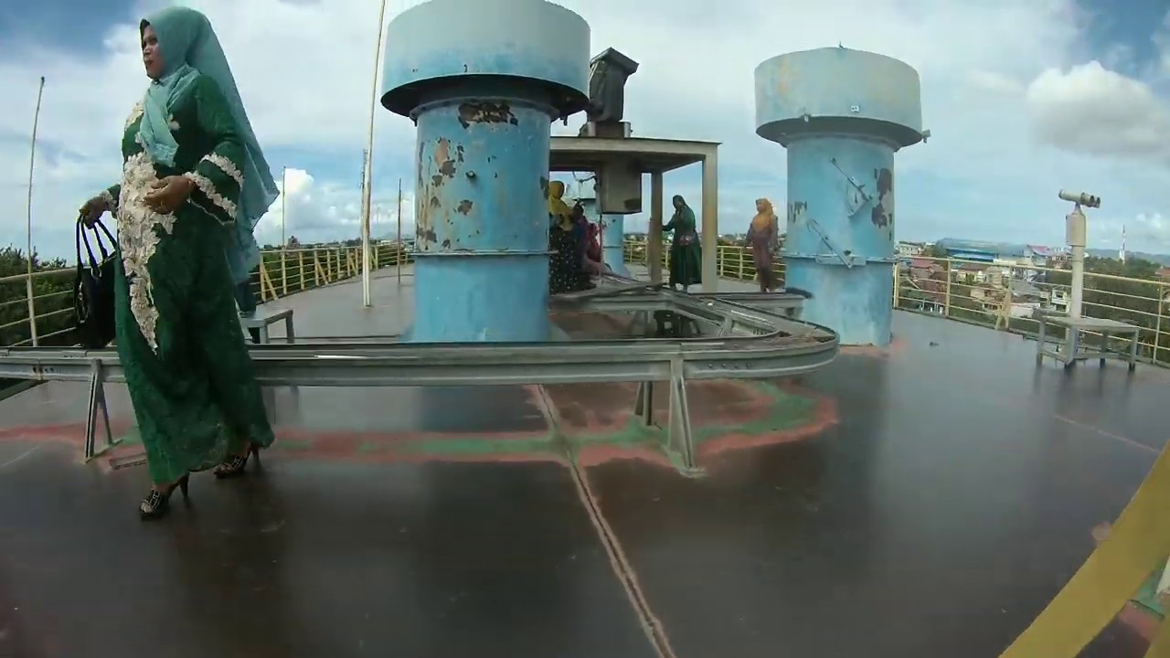 PLTD Apung, kapal generator listrik milik PLN di Banda Aceh, dijadikan ...