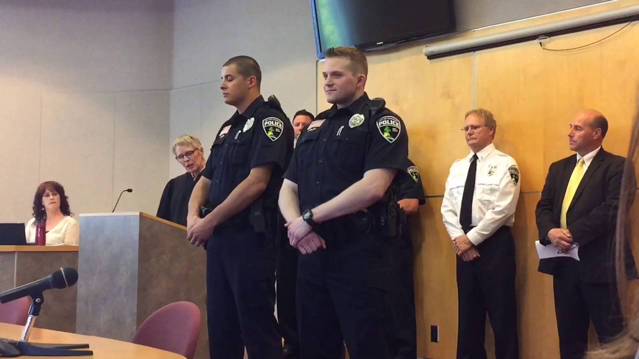 Judge Leslie advice to new Cloquet officers - YouTube