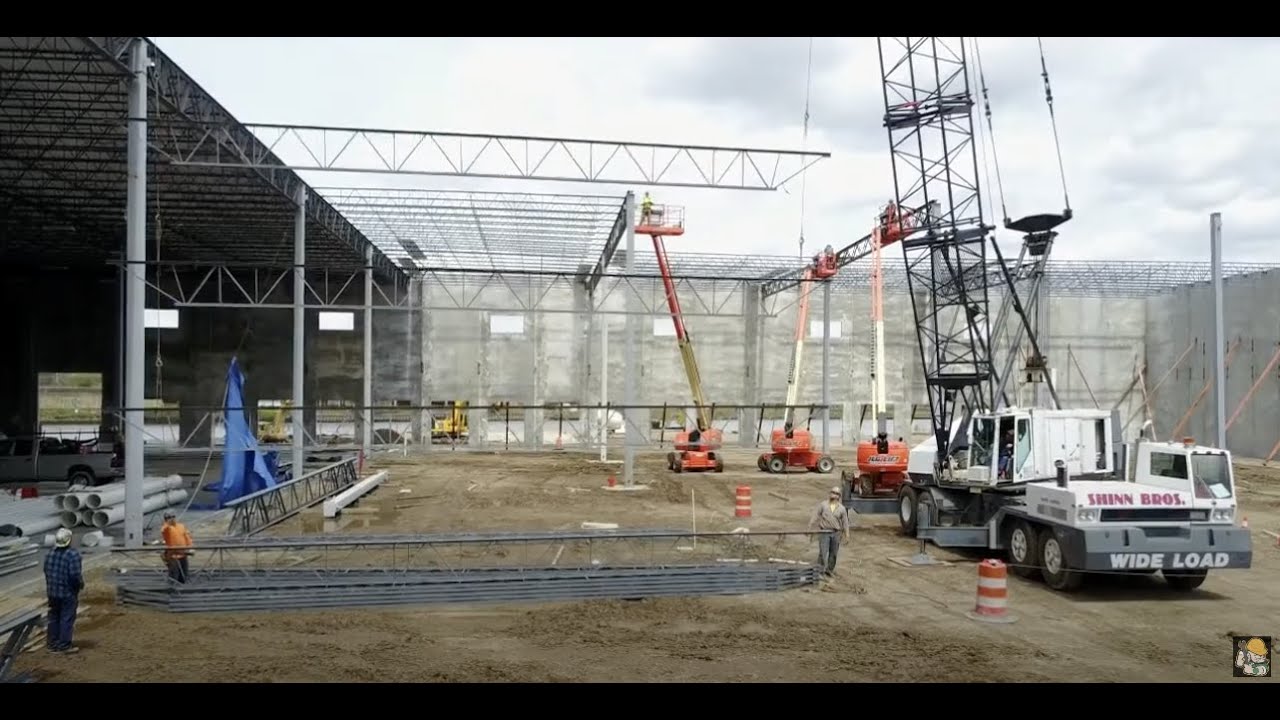 Shamrock Construction Group Inc. - Multiple Lift Rigging (Christmas ...