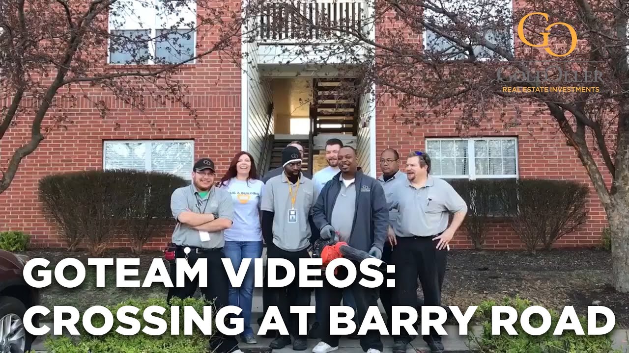 Hug a building crossing - YouTube