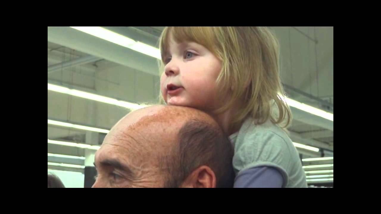 Luna a Mons - YouTube