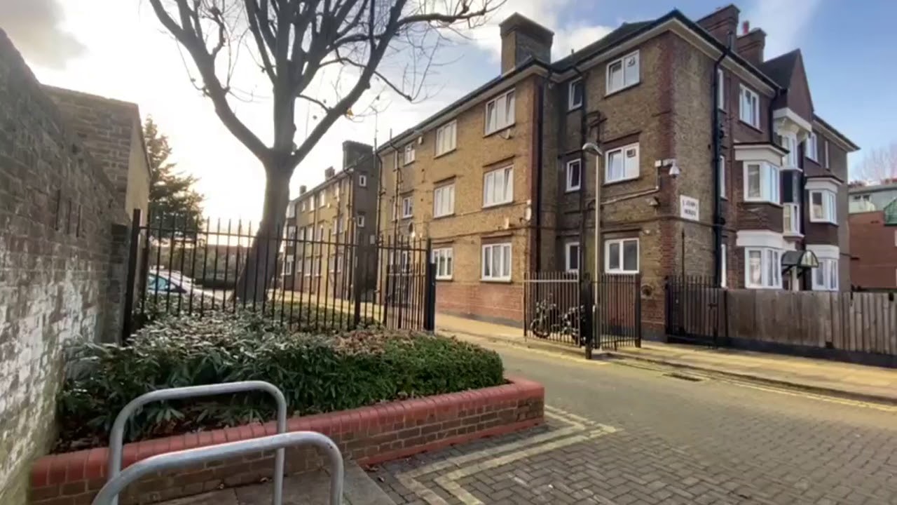 Marion Court - YouTube