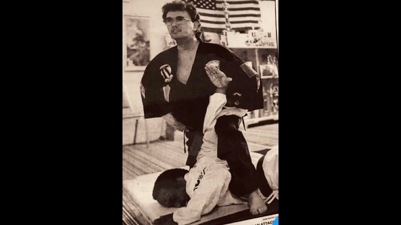 Professor Larry Hilton Soke Ketsugo Ryu Ju-Jitsu - YouTube