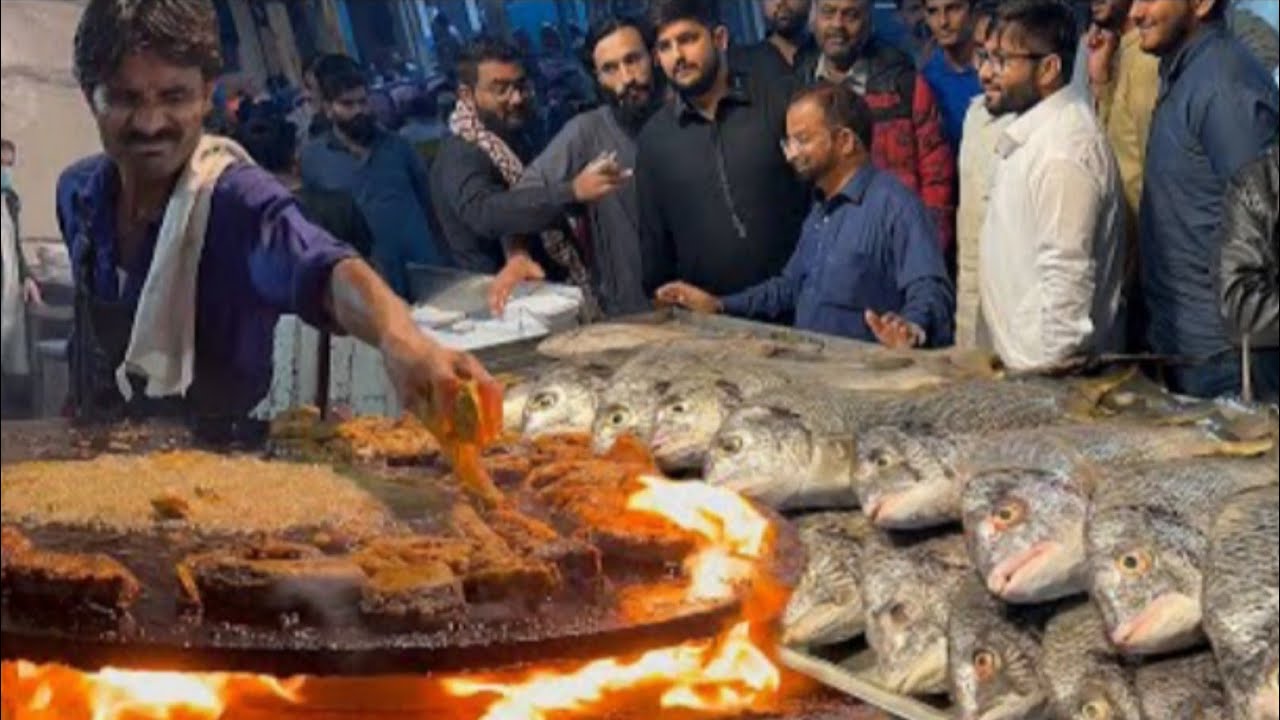 IKAN GORENG & IKAN BAKAR JALANAN PAKISTAN | FRIED FISH AND ROAD FISH ...