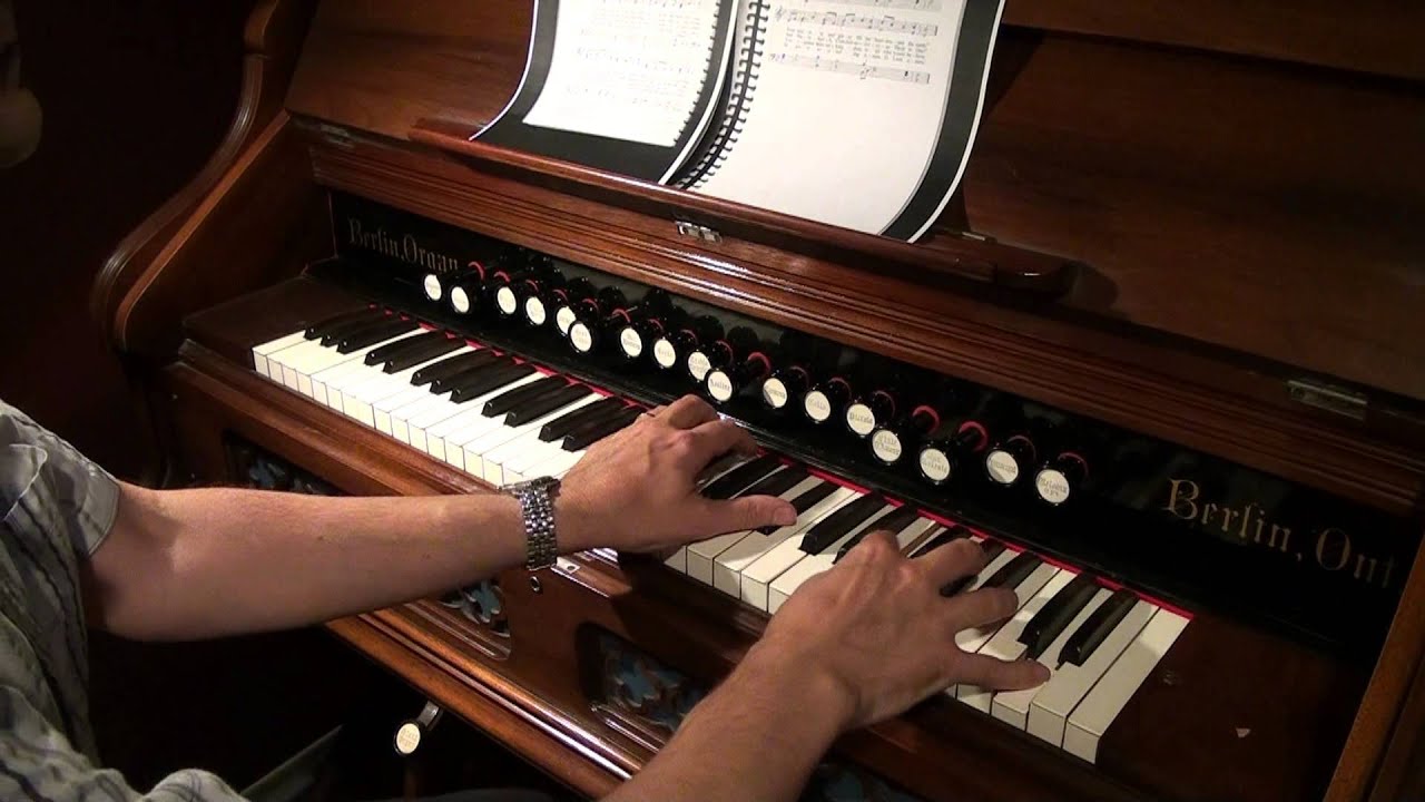 Thaxted - Gustav Holst - Berlin Reed Organ - YouTube