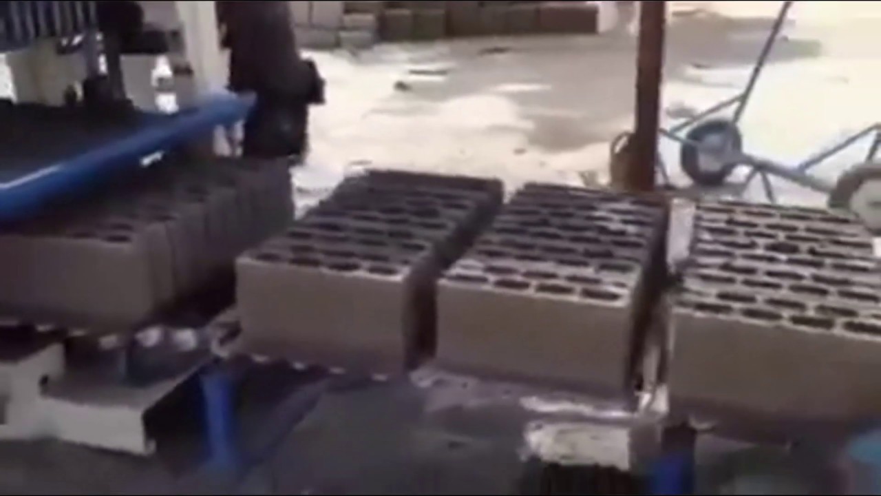 CBM10 Concrete Block Machine I Made in Turkey - YouTube