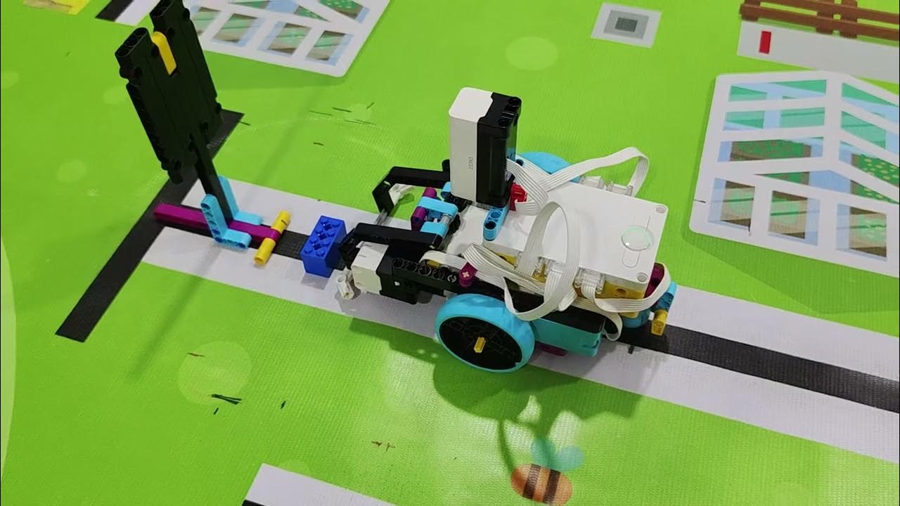 Spike Prime Driving base project - YouTube