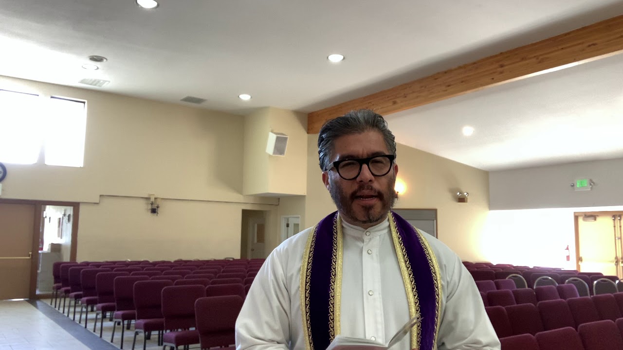 Padre Edgar VIACRUCIS Sun valley - YouTube
