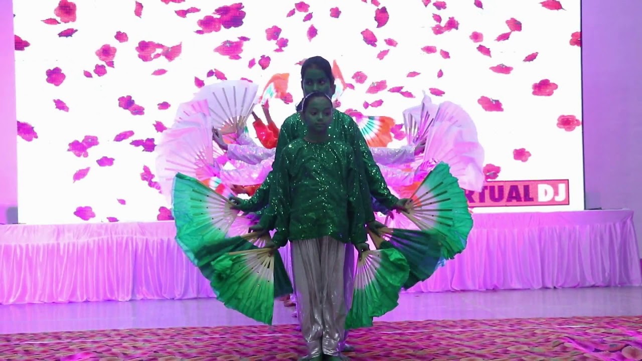 12 Flag Dance - YouTube