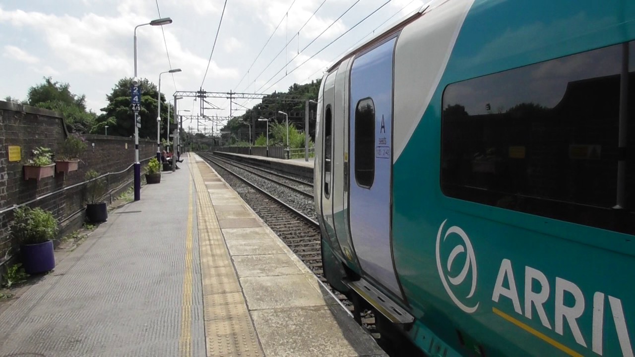 Arriva Trains Wales Class 175 Departing Wilmslow (5/7/17) - YouTube