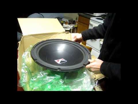 Unboxing old school Kicker Comp C-18-C - YouTube