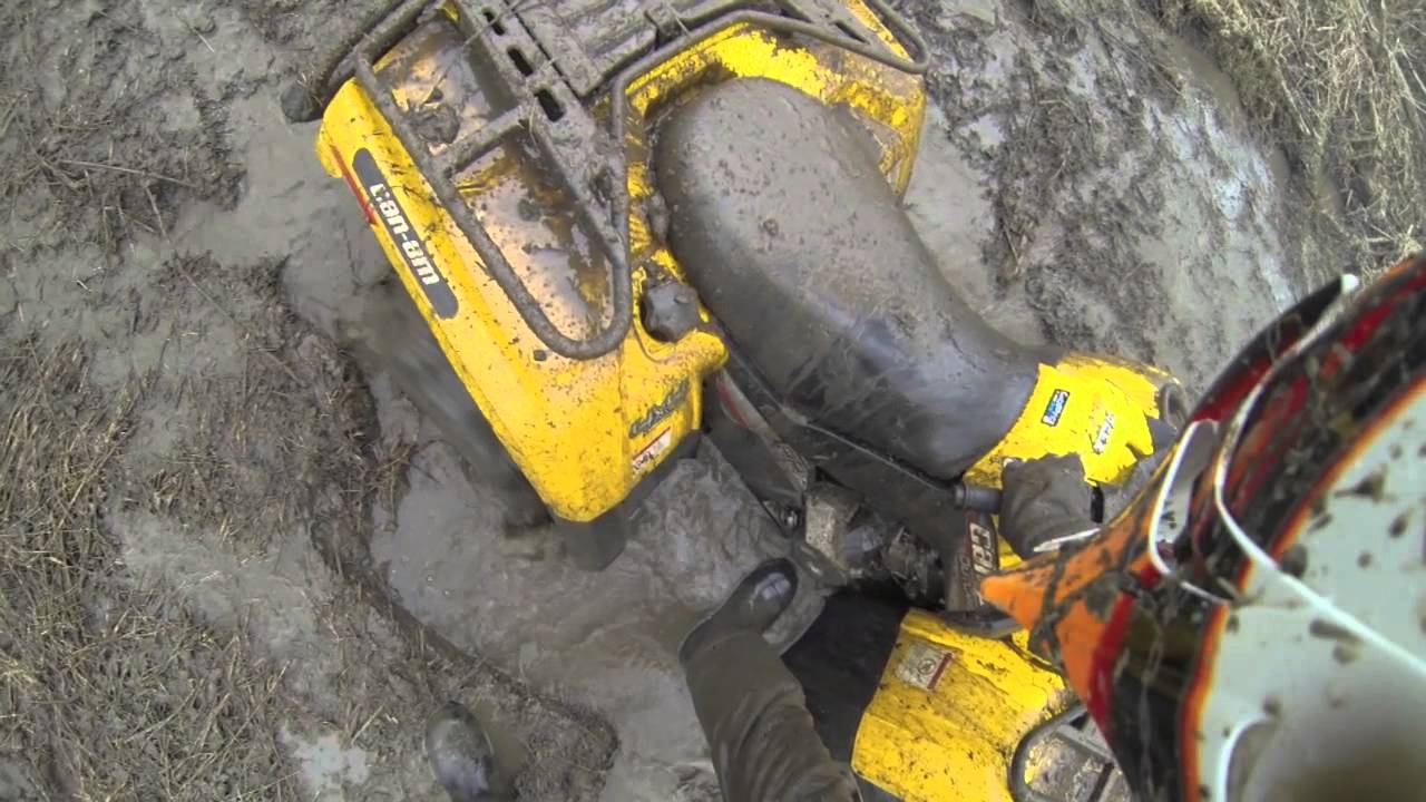 27" Zillas Slingin' Some Mud - YouTube
