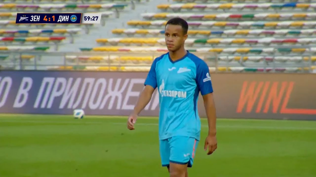 Estreia de Pedro no Zenit - YouTube