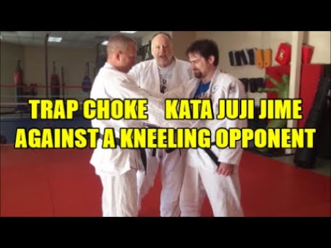 QUICK STUDY JUDO: TRAP CHOKE KATA JUJI JIME AGAINST A KNEELING OPPONENT ...