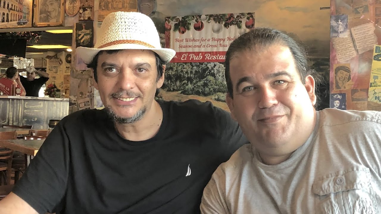 José Alberto Velázquez: premio de poesía Loynaz, Miami, 2019 - YouTube