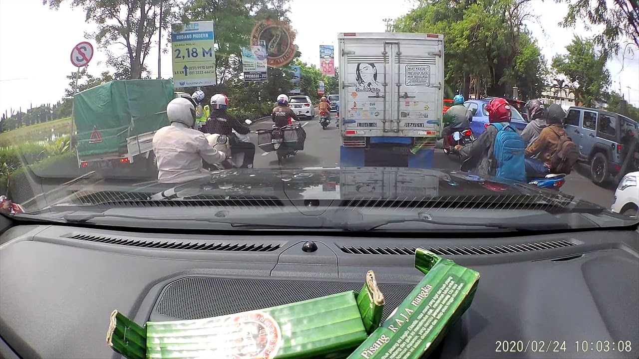 Traffic Report - YouTube