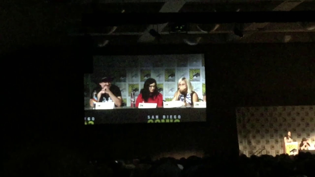 #CloneWarsSaved - SDCC Trailer Crowd Reaction - YouTube
