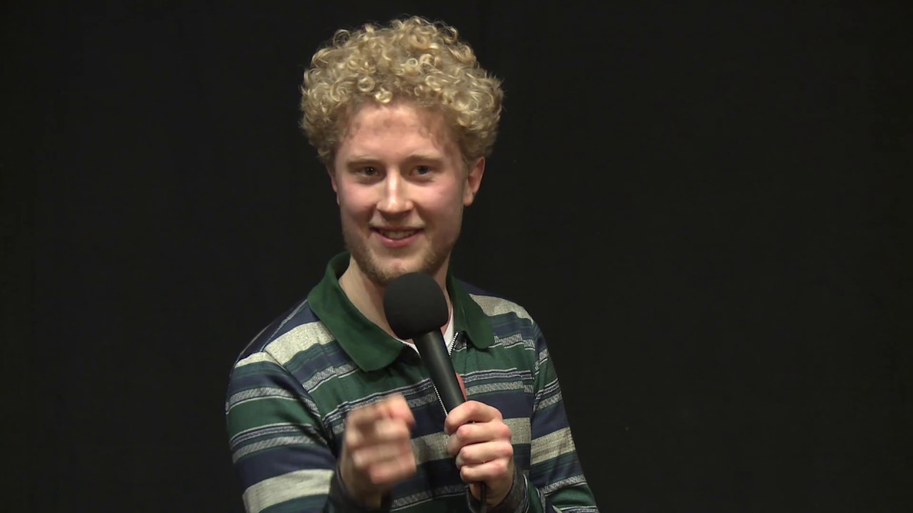 Truet i en bus - Jakob Thrane - Stand-up - YouTube