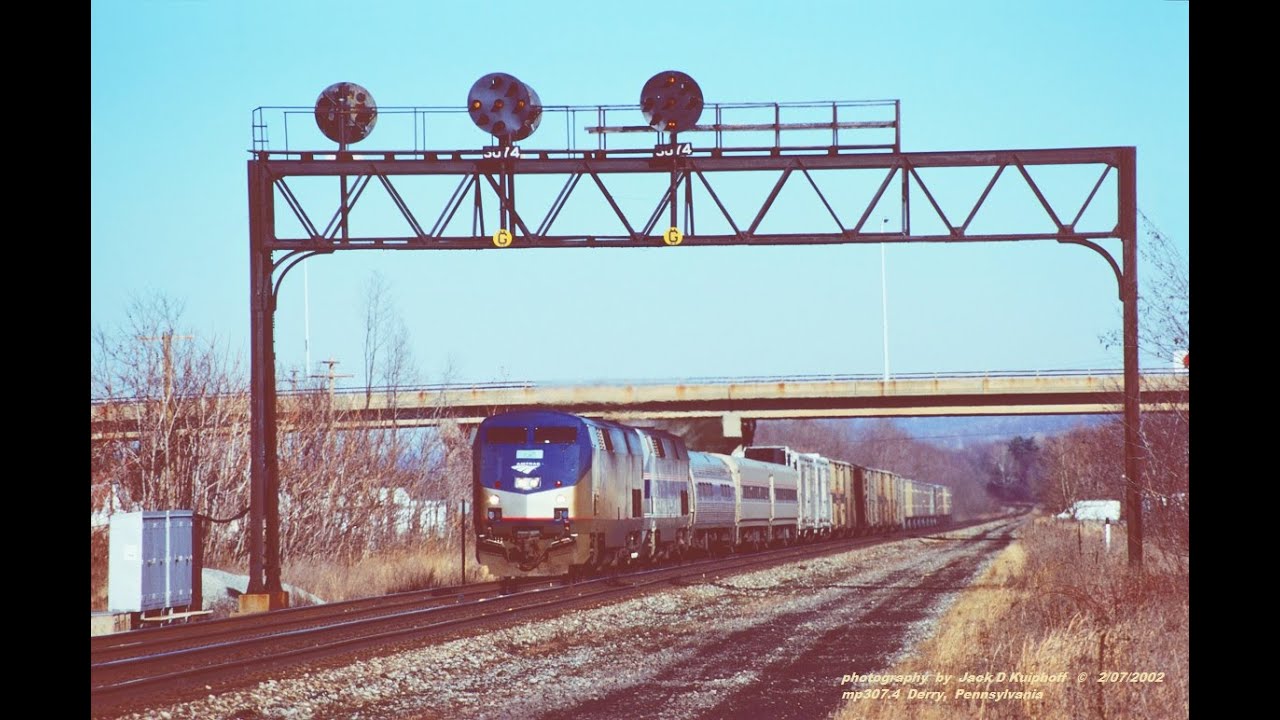 AmFreight, MONSTER AMTRAK trains, hustling mail, freight, and ...