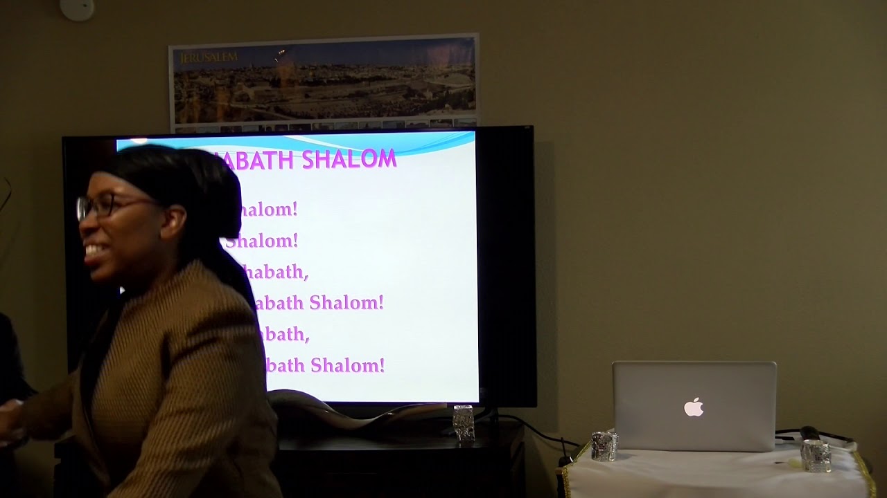 Beit Immanuel Hallel Service - YouTube