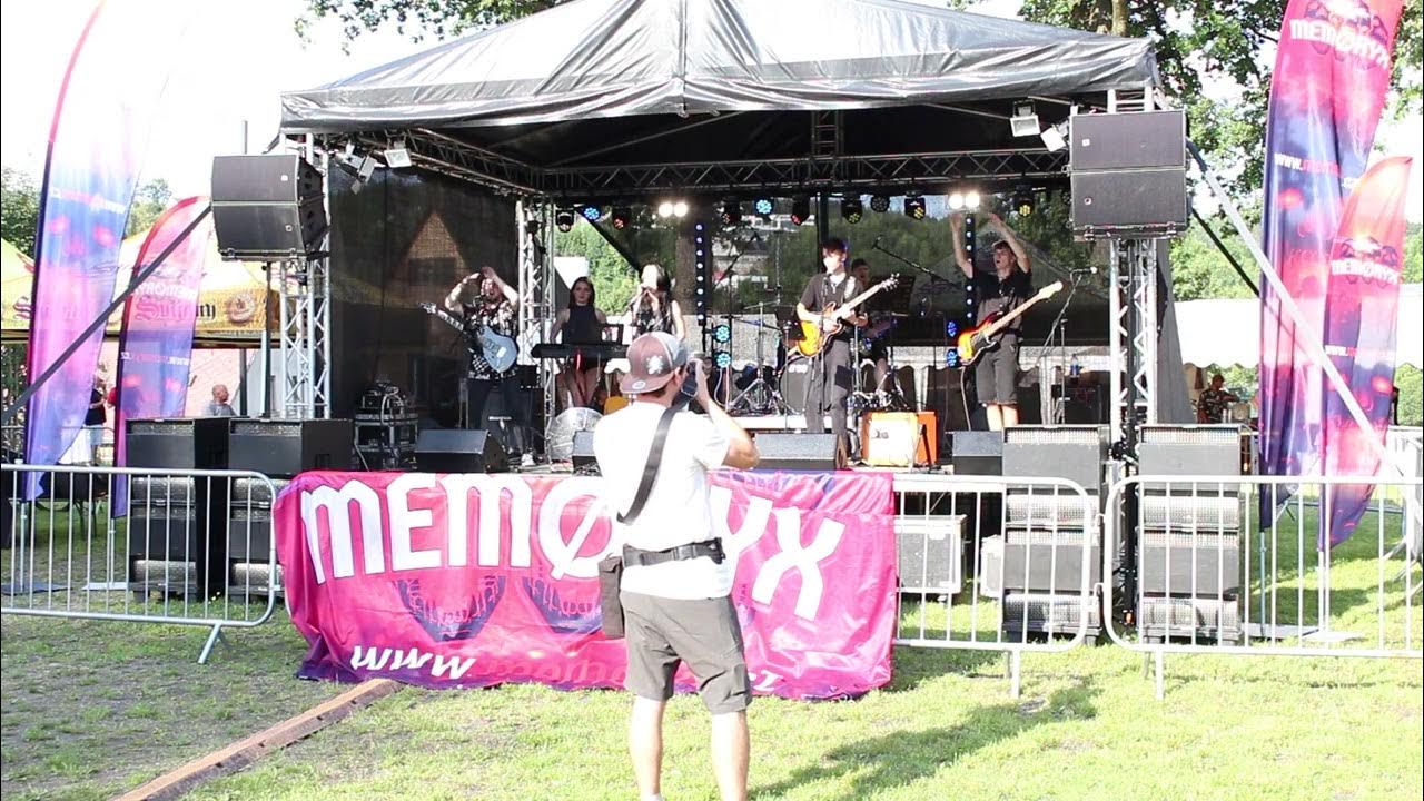 I Love Rock ’n’ Roll - zpěv Daniela Ulrichová a kapela MemoryX - živé ...