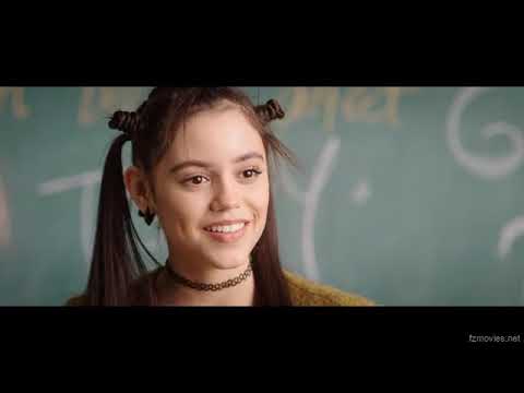 Phoebe class introduction scene/The Babysitter Killer Queen 2020