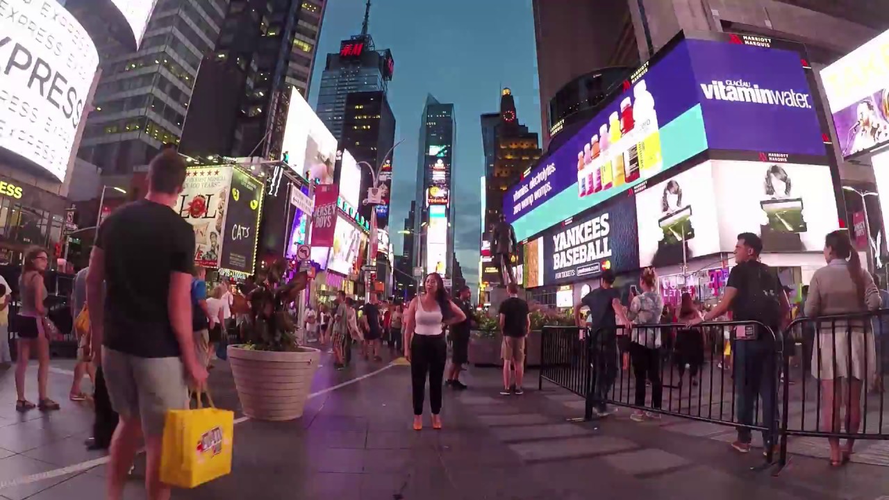 TIME LAPSE - HILARIOUS NYC MOMENTS at TIMES SQUARE! - YouTube