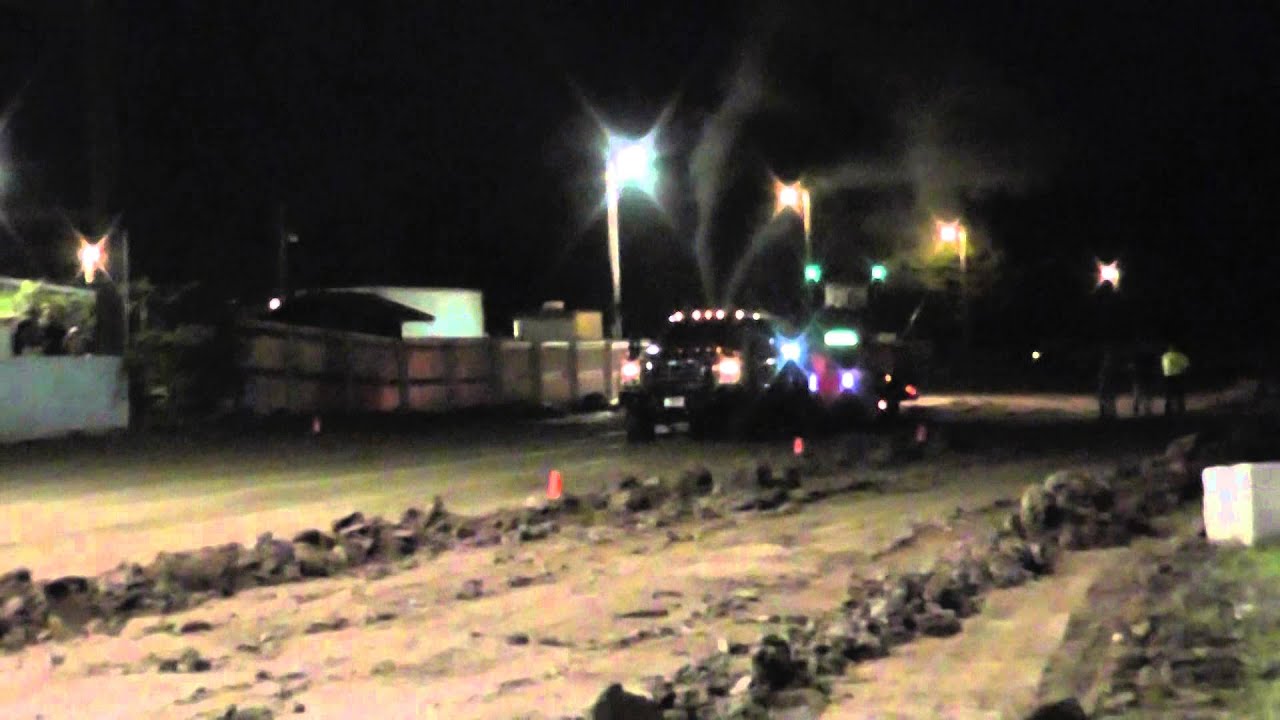 Keith Janke, Weyauwega Truck Pull, 8/21/14 - YouTube
