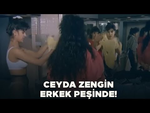 Dört Köşe Dünya Türk Filmi | Ceyda Zengin Erkek Peşinde