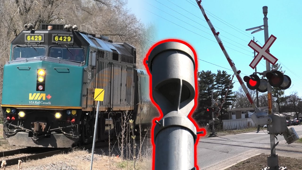 [4K] New Crossing Bell! | Two VIA Trains Passing Front Ave. Railroad ...