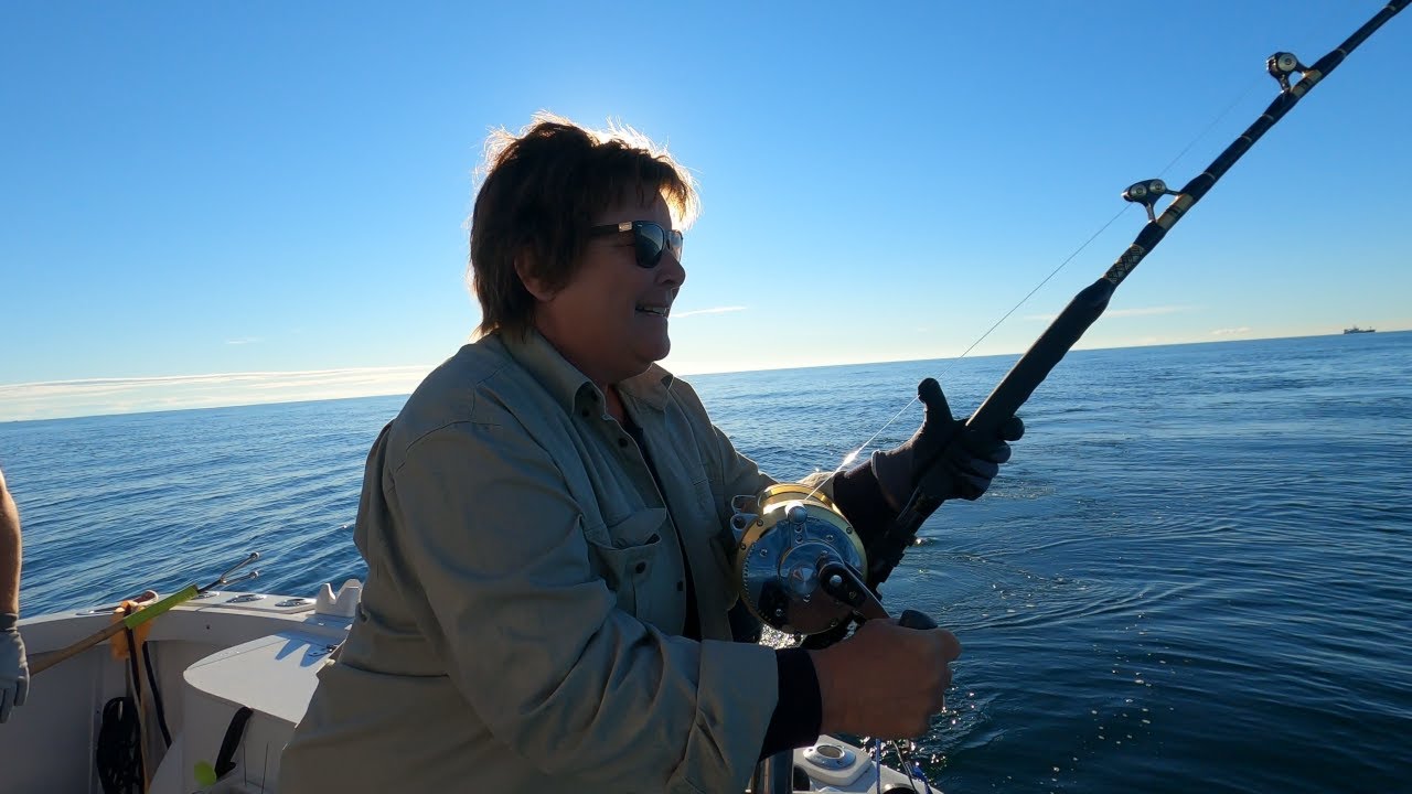 Fiskeri efter blåfinnet tun fra Skagen 2020 - YouTube