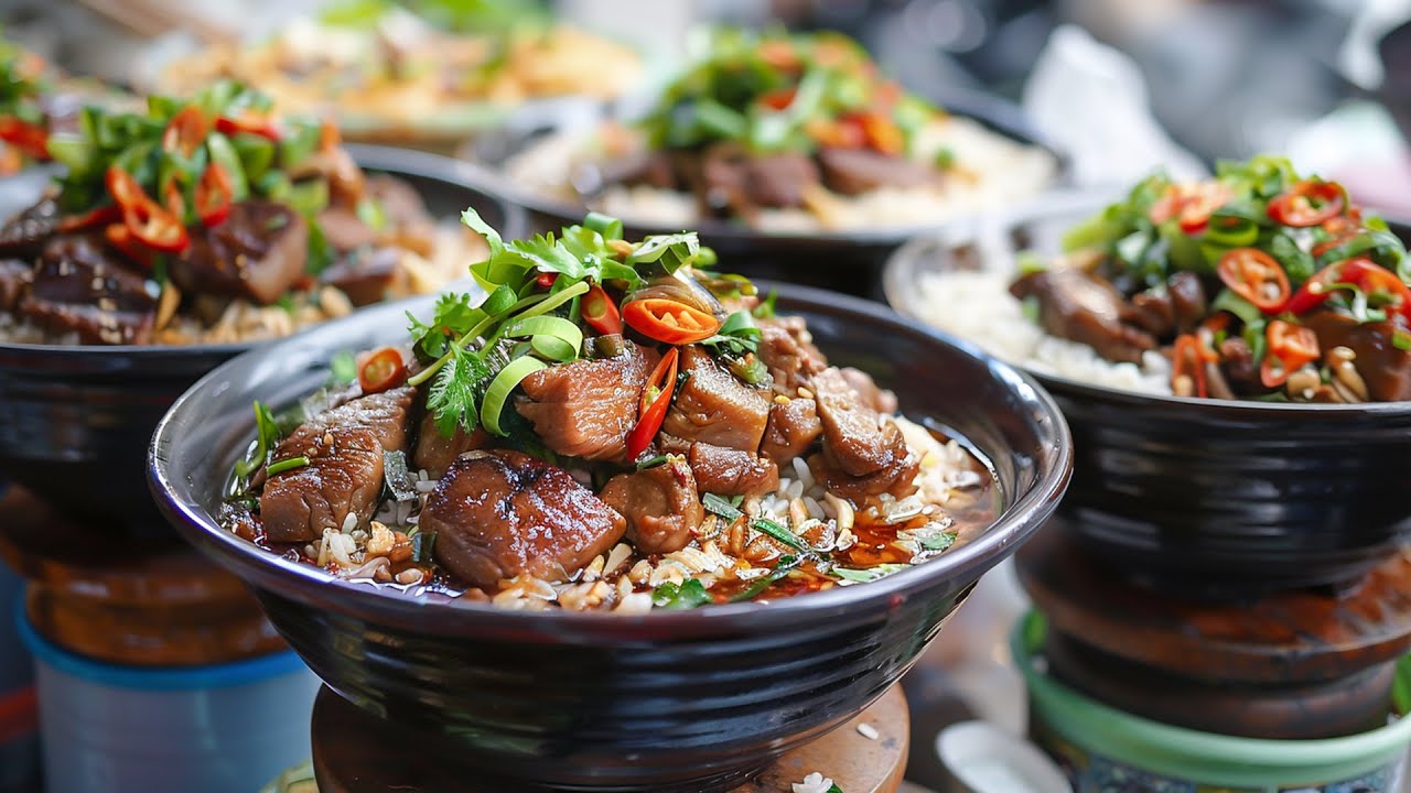 500 Bowls Sold every morning! Asian Sticky Rice with Braised Pork & Egg ...