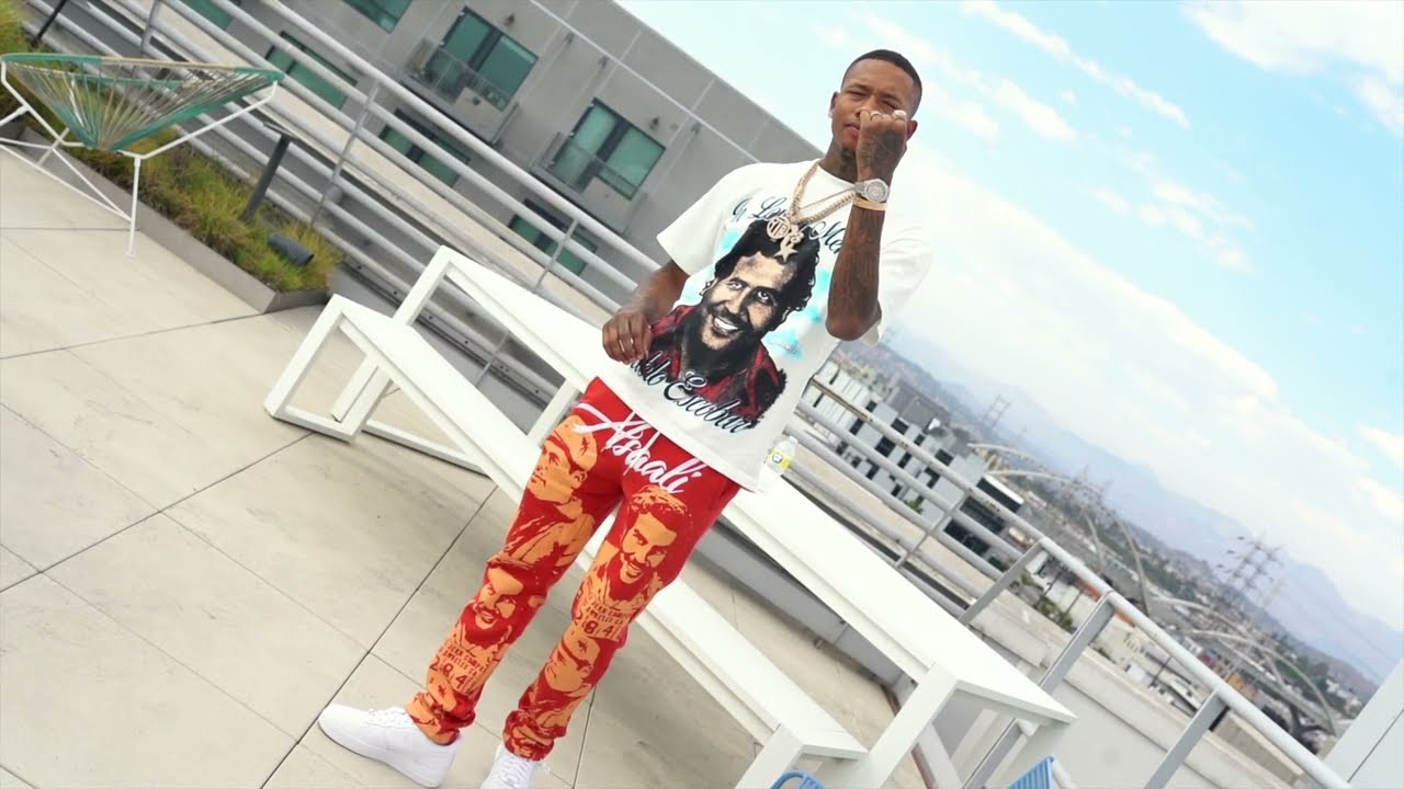 R3 Da ChilliMan - Buy A Lift [Official Video] - YouTube