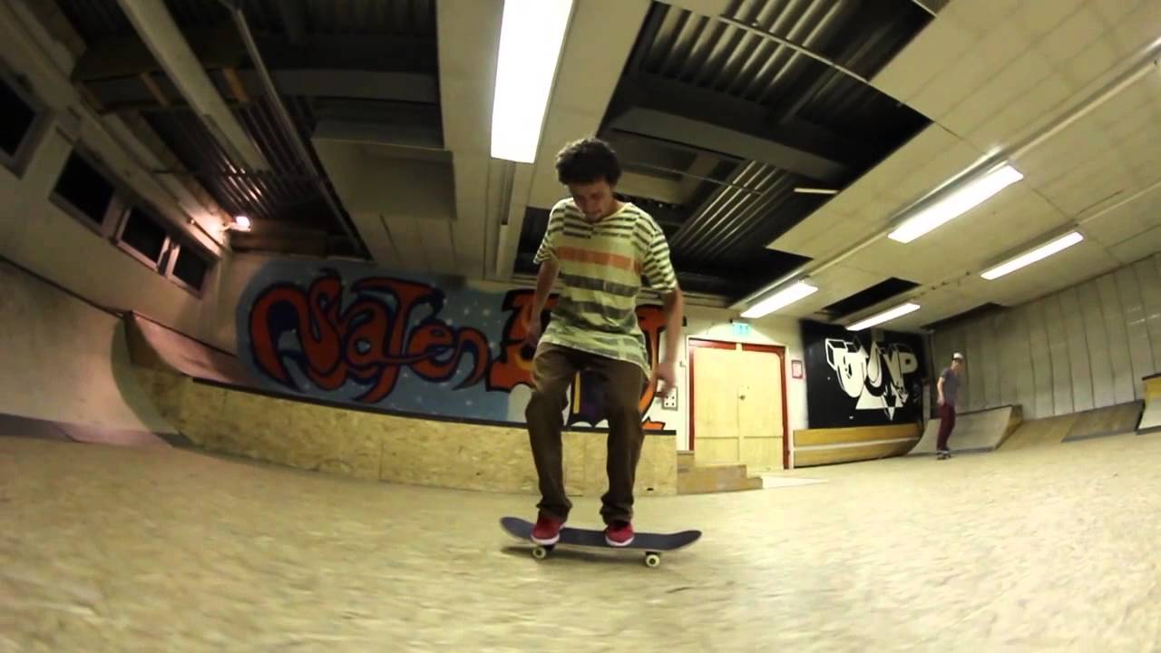 MASTER OF FLATGROUND SKATEBOARDING! - YouTube