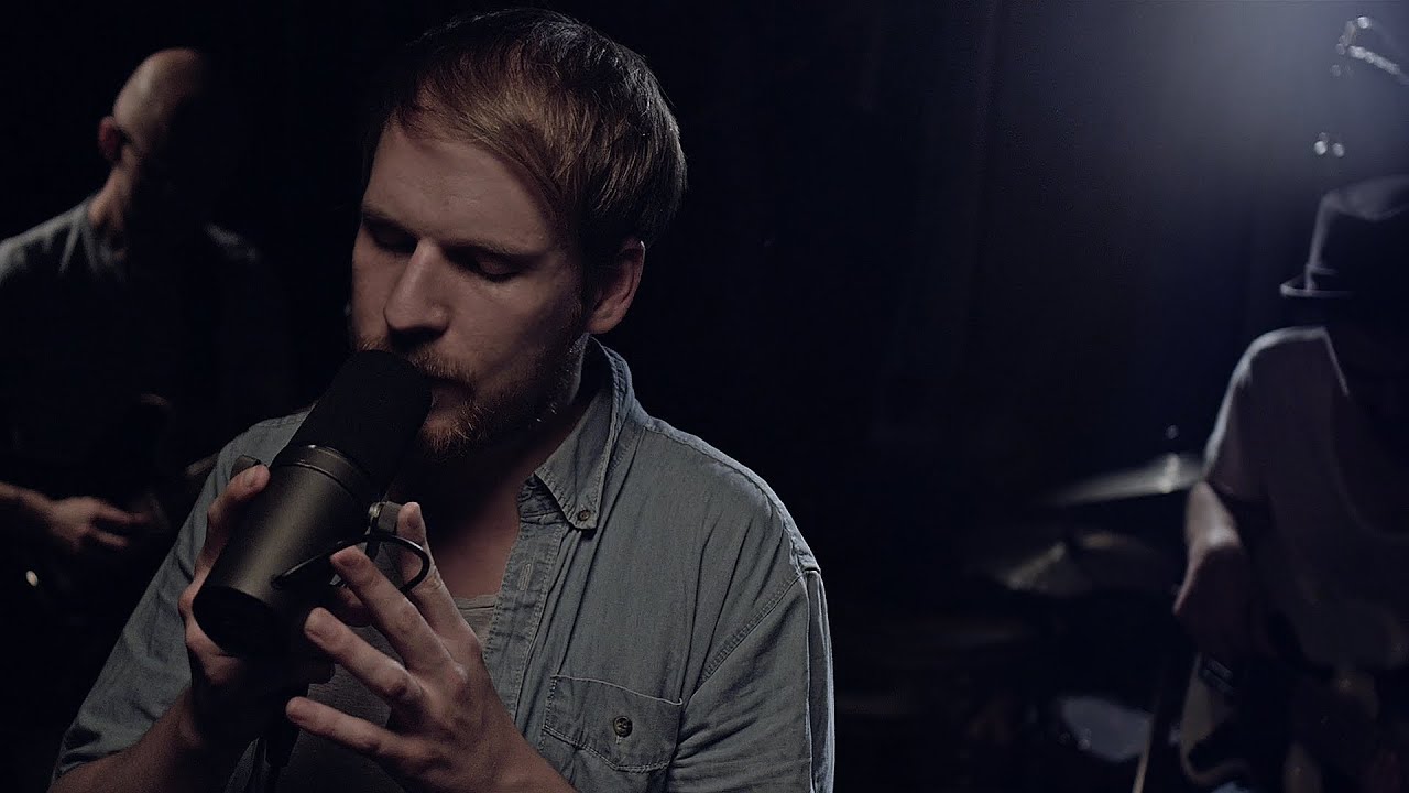 Daniel Bertram - Die Welt lag uns zu Füßen - live - YouTube