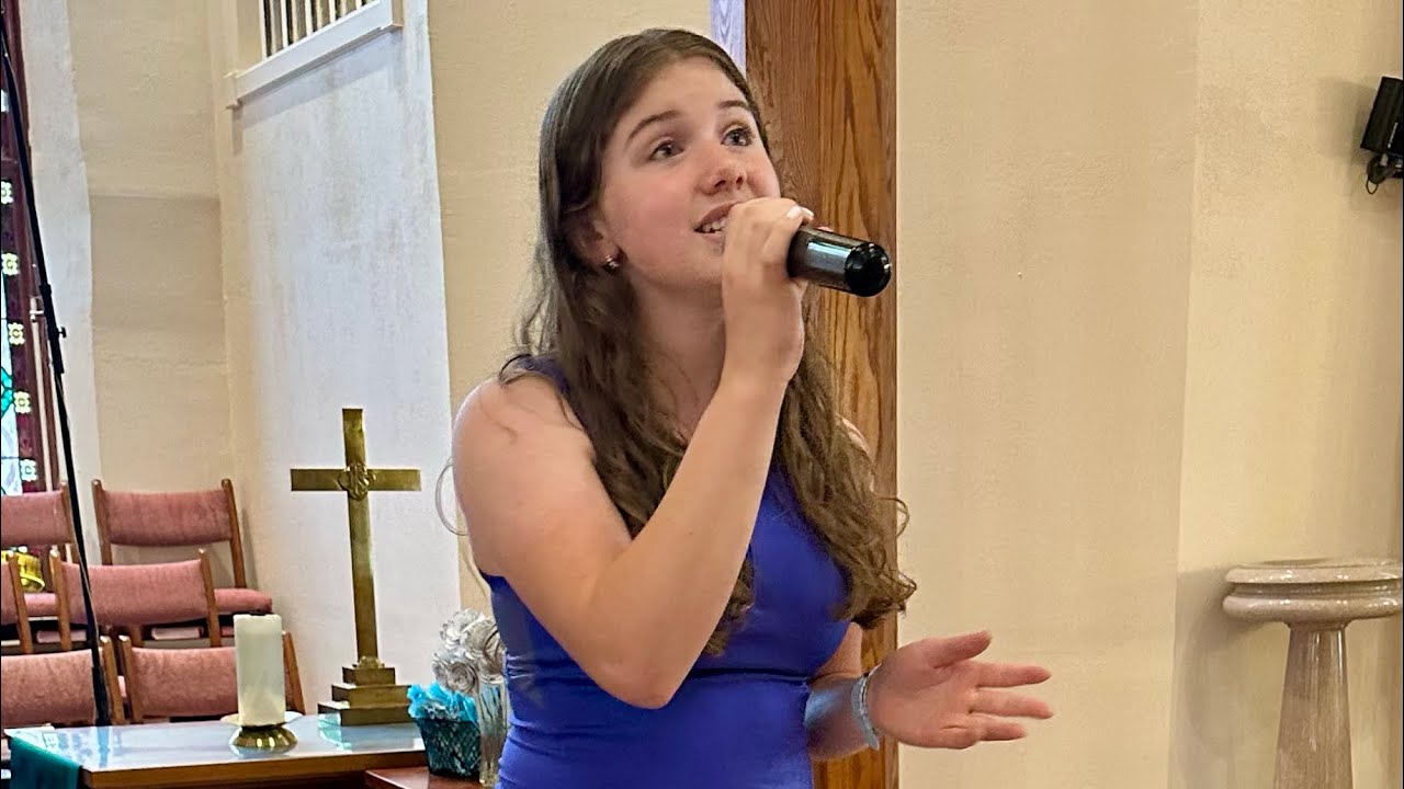 Emily P performing “Poor Unfortunate Souls” in Notable Beginnings ...