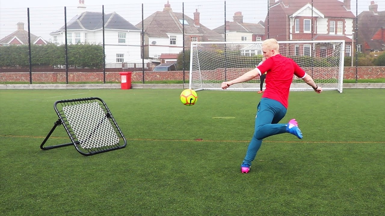 EPIC VOLLEY CHALLENGE | FOOTBALL IN THE BANK #4 - YouTube