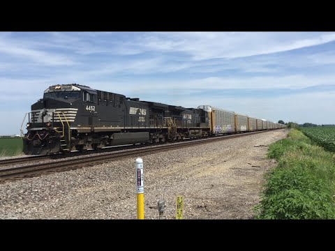 NS 4452 (AC44C6M) leads V-BLUFTM through Ancona, IL 07/02/22 - YouTube