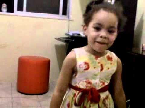 Alice Costa - hi 5 - YouTube