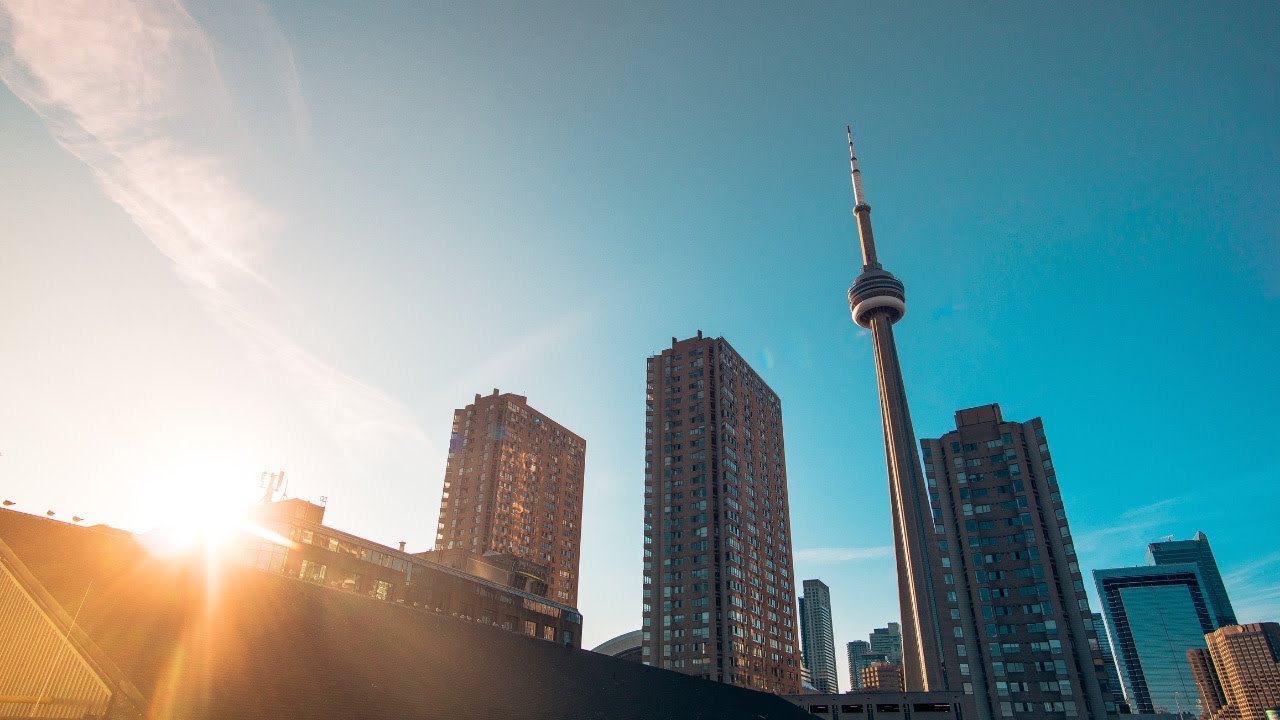 Toronto is the 3rd biggest housing bubble in the world - YouTube
