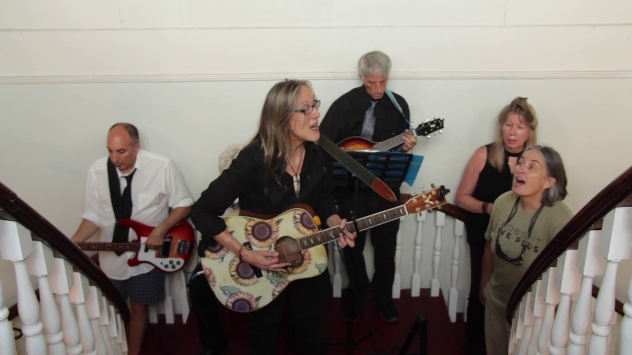 Deb Hardy Band - Deb Hardy - Strong Trees - YouTube