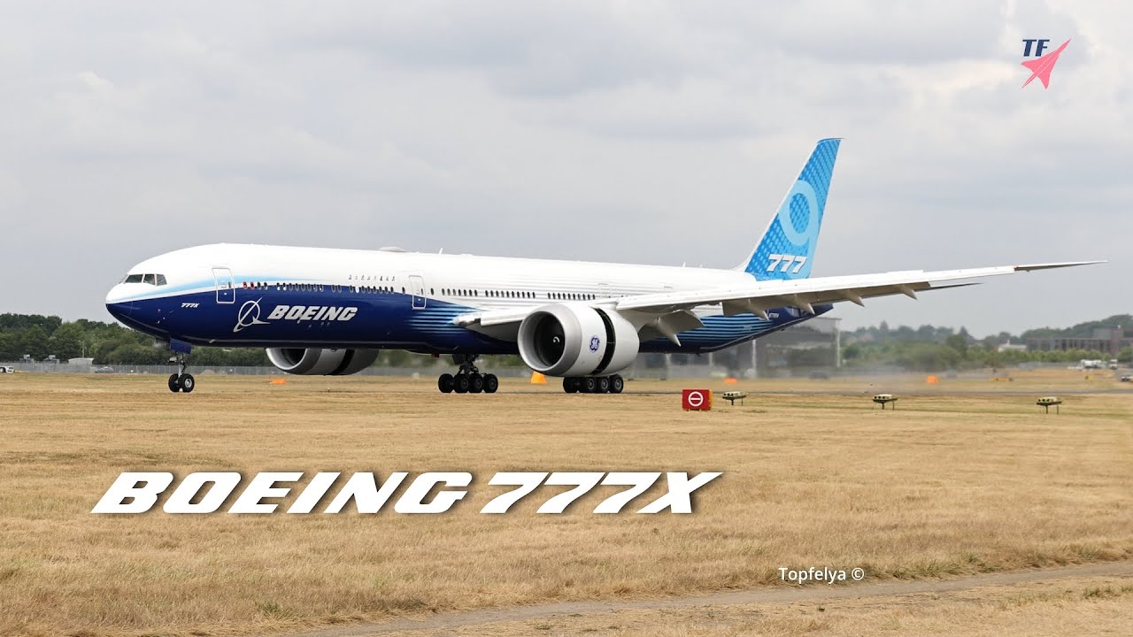 Boeing 777X Pilots wows crowd with impressive steep approach and short ...