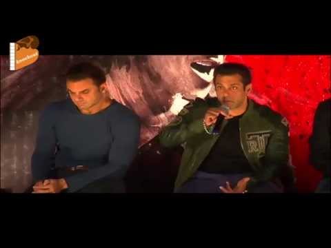 'Selfie Le Le Re' VIDEO Song | Bajrangi Bhaijaan