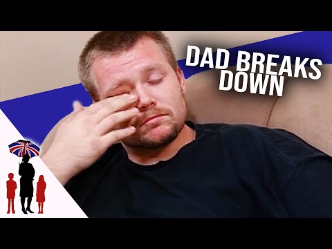 Dad Gets Emotional Talking About His Childhood | Supernanny