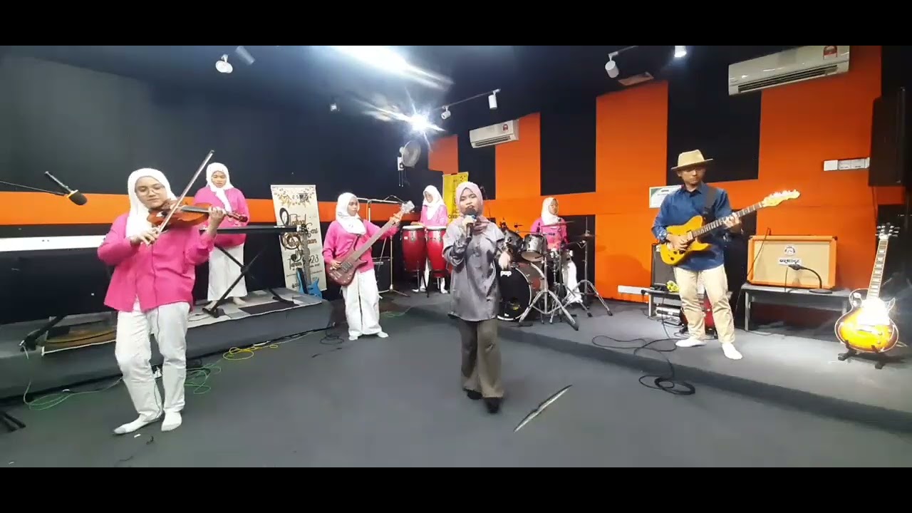 THE DO RE MI BAND - MUDA & EMBUN - YouTube
